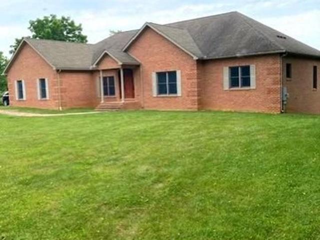 70 Loyalty Ln, Martinsburg, WV 25403