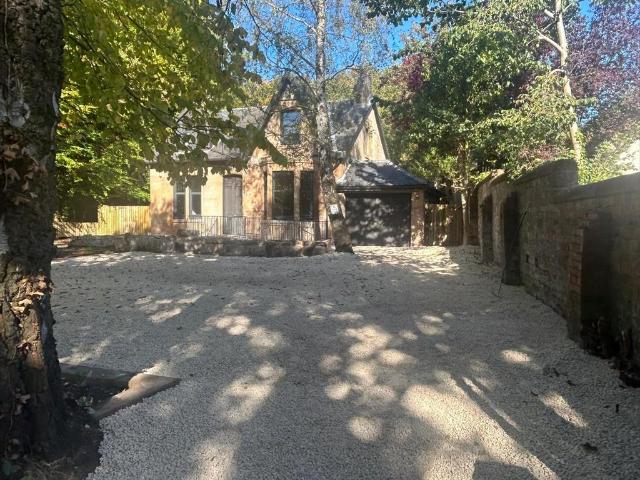 70 Manse Road, Bearsden, Glasgow G61 3RQ 4 bed detached house to rent £3,699 pcm £854 pw