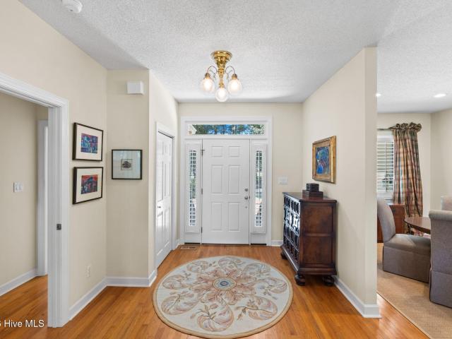 70 Marina Drive SW