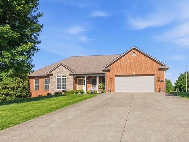 70 Midden Ln, Cynthiana, KY 41031