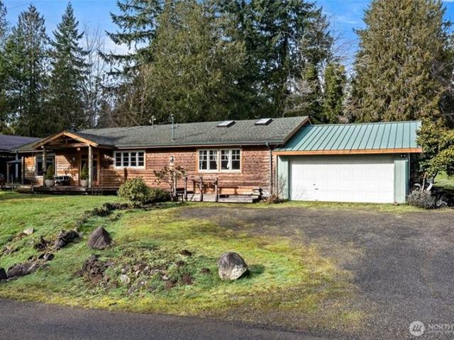 70 N Harrison Ave, Hoodsport, WA 98548
