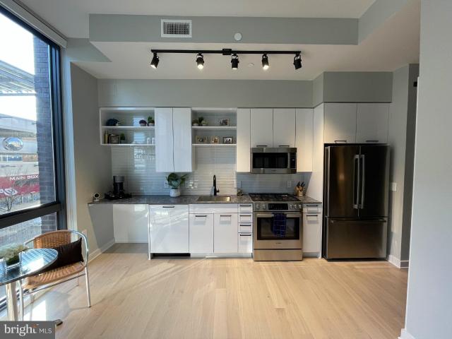 70 N St SE, Unit 211, Washington, DC 20003 | MLS #DCDC2243 | Compass