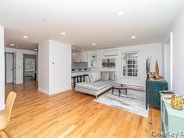 70 New Paltz 1A