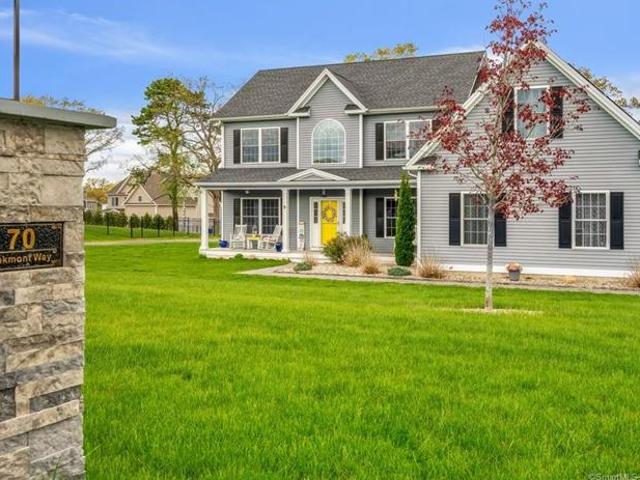 70 Oakmont Wy, Southington, CT 06489