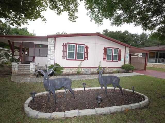 70 Pecan Dr S, Kerrville, TX 78028