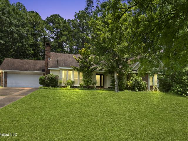 70 Poplar Dr, Hattiesburg, MS 39402 | MLS #4145 | Compass