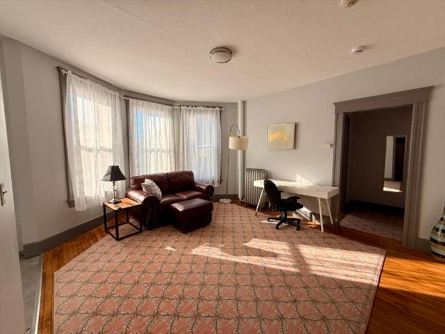 70 Russell St, Unit 6, Worcester, MA 01609 | MLS #73471 | Compass