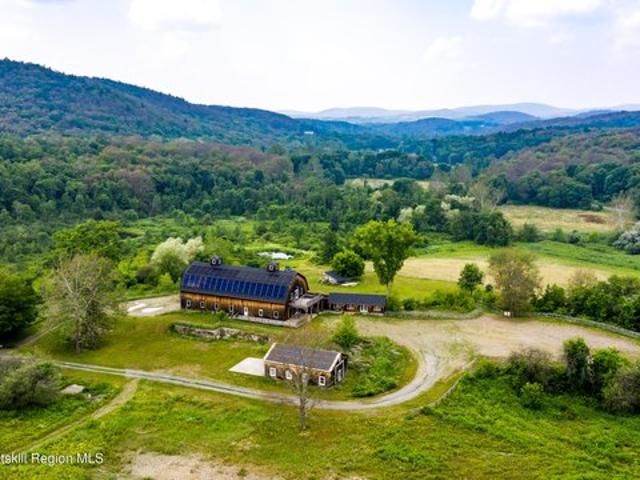 70 Ryan Rd, Pine Plains, NY 12567