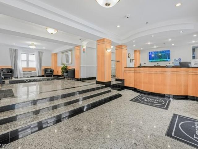 70 S Munn Ave Apt 808, East Orange, NJ 07018