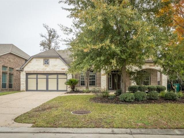 70 S Almondell Cir, The Woodlands, TX 77354