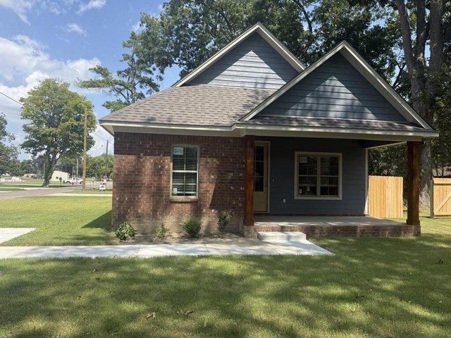 70 S Cherry St, Marion, AR 72364
