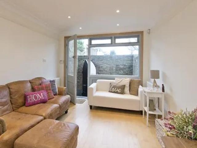 70 Sedleigh Road, London, SW18 1QE, United Kingdom | 1 bed house for rent #139475684 | Rentberry