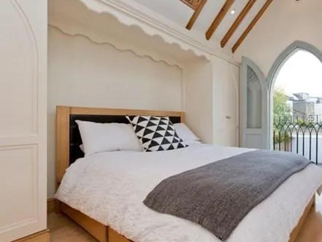 70 Sedleigh Road, London, SW18 1QE, United Kingdom | 1 bed house for rent #167618360 | Rentberry