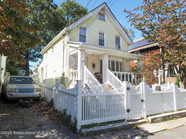 70 Simonson Avenue | Compass