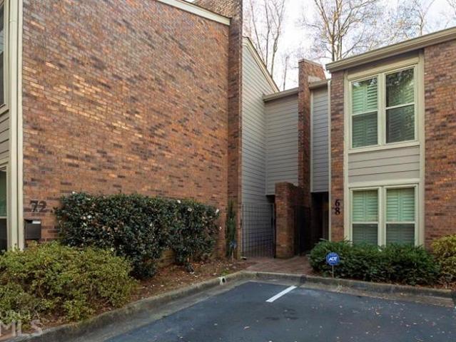 70 Spring Lake, Atlanta, GA