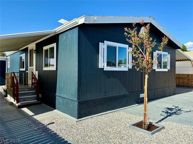 70 Steptoe St, Pahrump, NV 89048