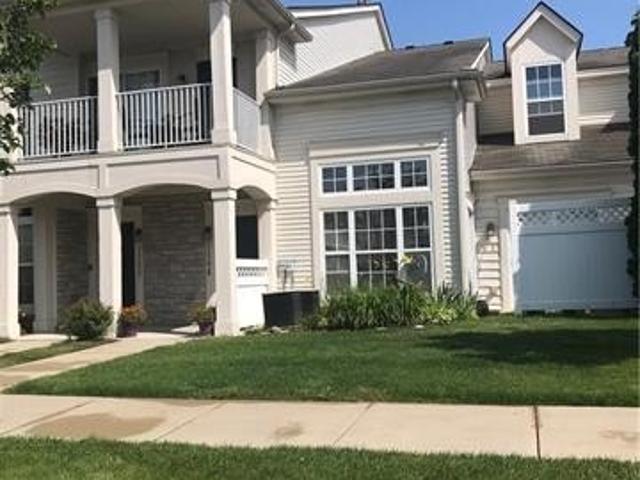 7104 Addington Dr, Commerce Township, MI 48390
