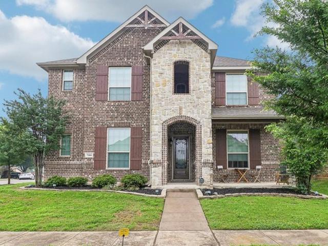 7104 Chelsea Dr, North Richland Hills, TX 76180