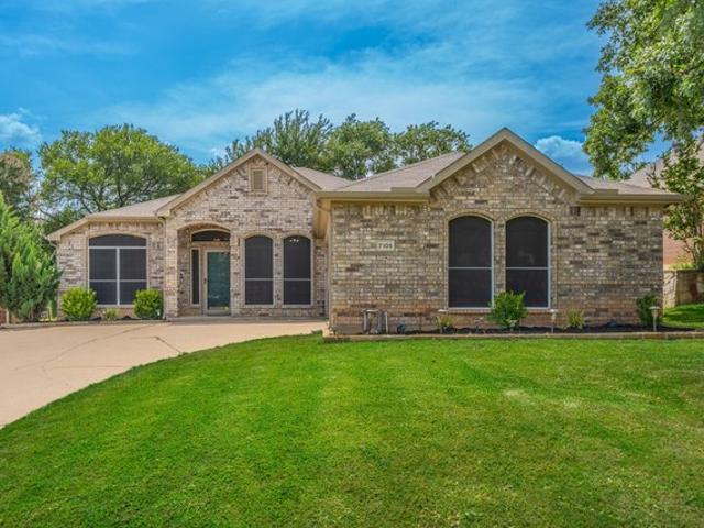 7105 Stephanie Ct, North Richland Hills, TX 76182