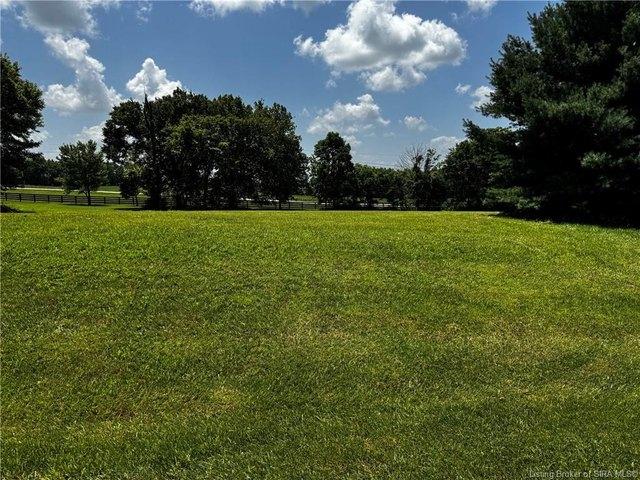 7105 Wind Valley Ct, Greenville, IN 47124