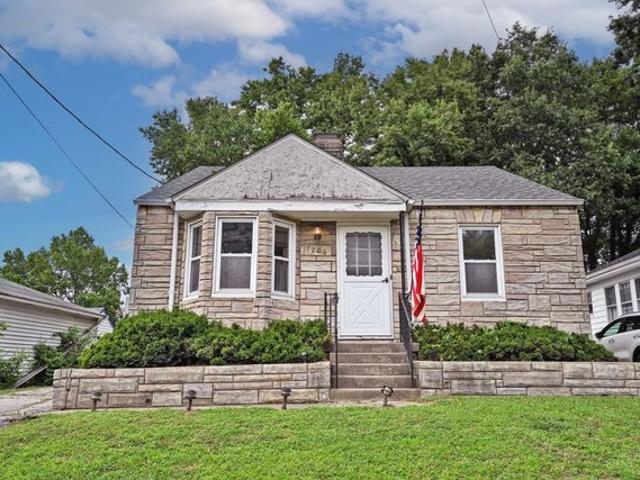 7106 Carnation Ave, Cincinnati, OH 45236