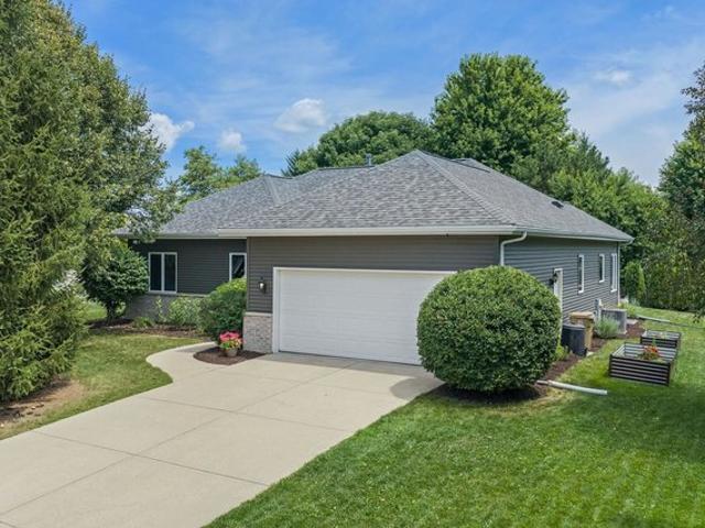 7106 Countrywood Ln, Madison, WI 53719