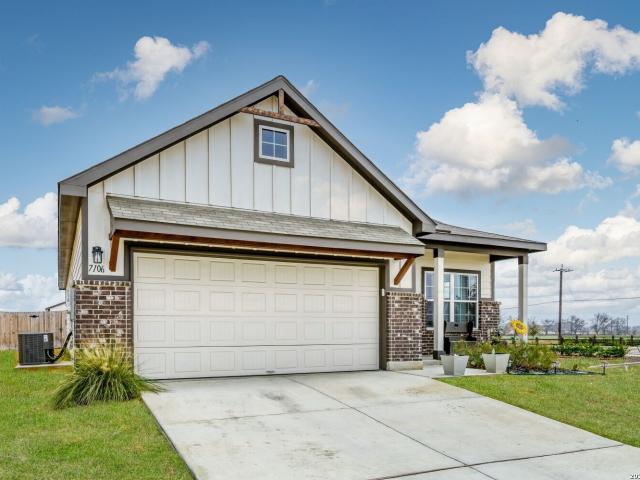 7106 Sycamore Pass, San Antonio, TX 78252 | MLS #1943 | Compass