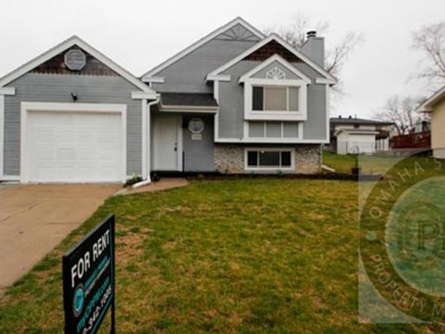 7106 S 145th St, Omaha, NE 68138