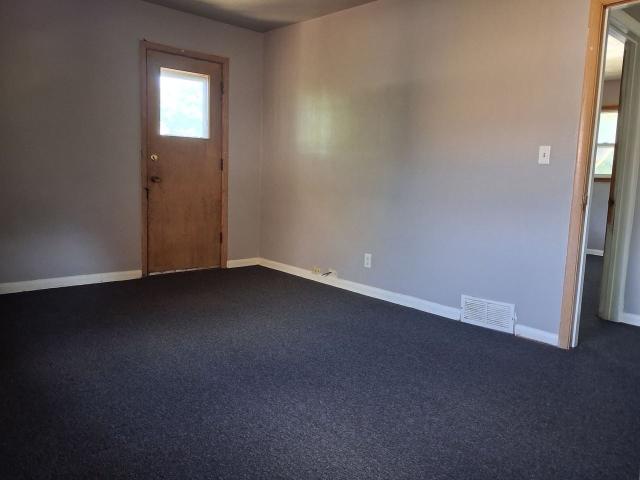 7106 West Congress Street 3 Bedroom Apartment for Rent at 7106 W Congress St, Milwaukee, WI 53218 Columbus Park