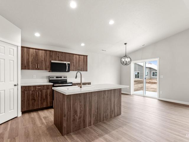 7107 E Shields Dr