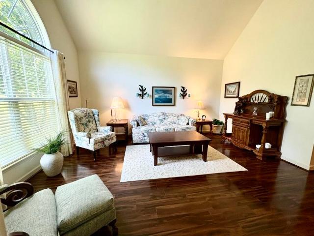7107 sunrise cir