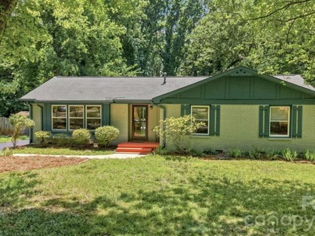 7107 Sherbourne Dr, Charlotte, NC 28210
