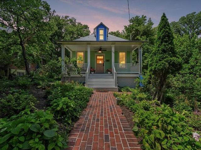 7108 Holly Ave, Takoma Park, MD 20912