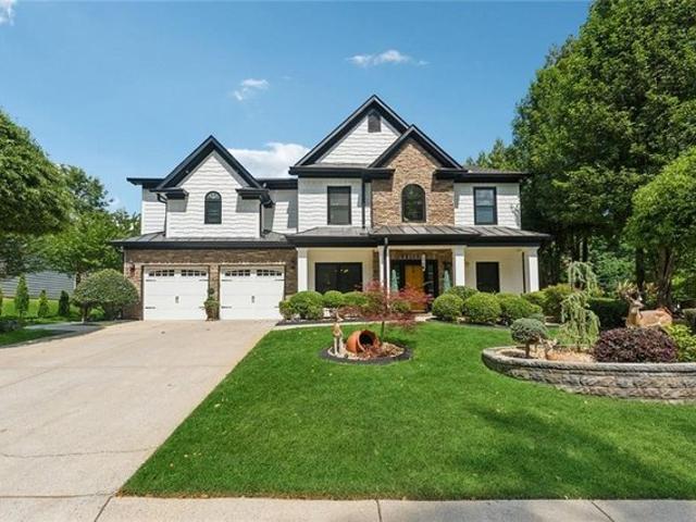 7108 Roselake Cir, Douglasville, GA 30134