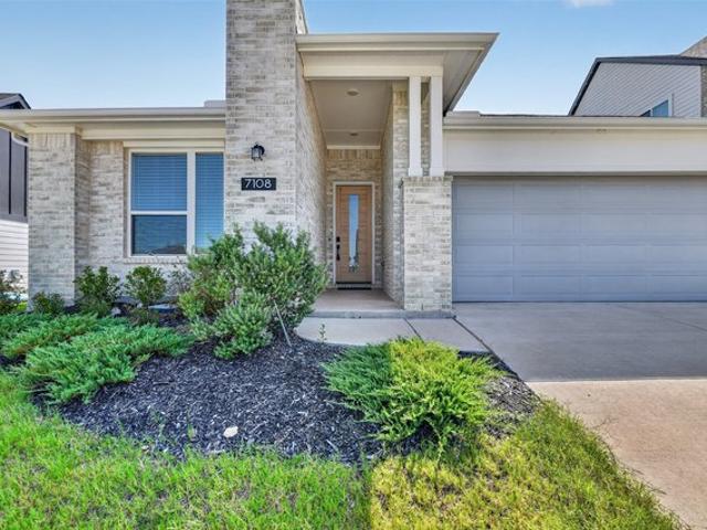 7108 Talon Bluff Dr, Fort Worth, TX 76179
