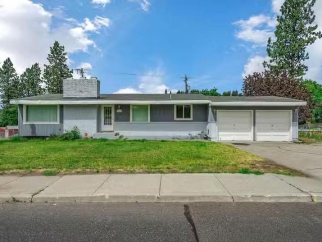 7109 N MONROE ST, SPOKANE, WA 99208 Single Family Residence Fo.