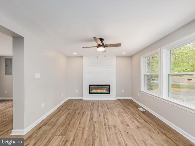 7109 N Shade Tree Lane