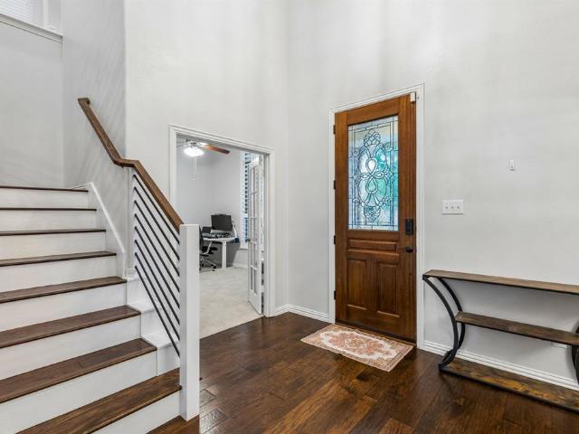 7109 New Bury Court