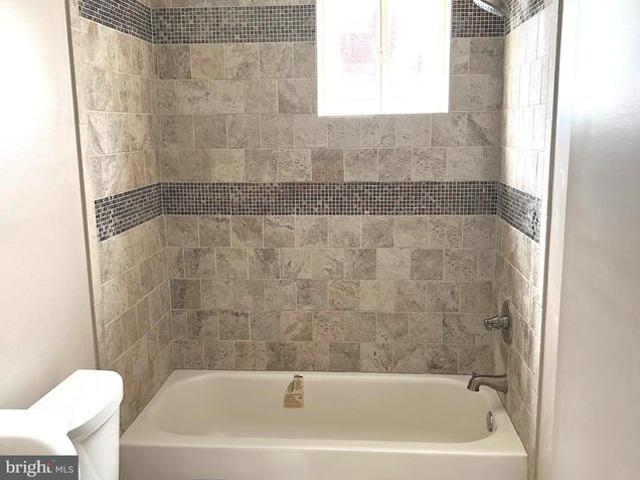 7109 Tulip St, Philadelphia, PA 19135