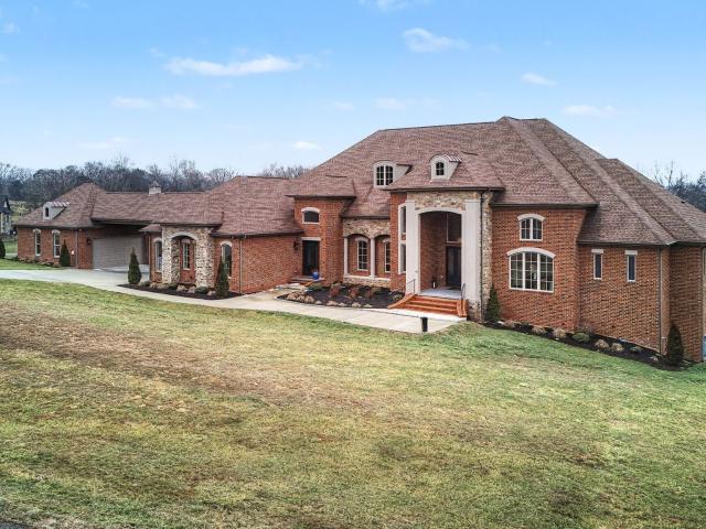 7100 Marsh Hawk Ct, Arrington, TN 37014 | MLS #3152 | Compass