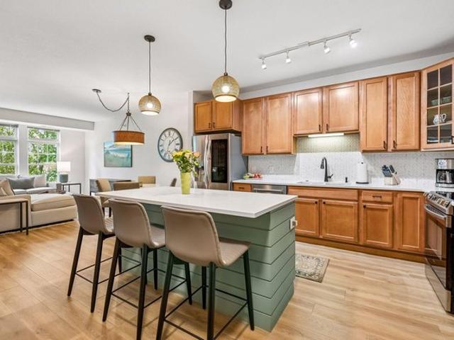 7100 Metro Blvd Unit 415, Edina, MN 55439