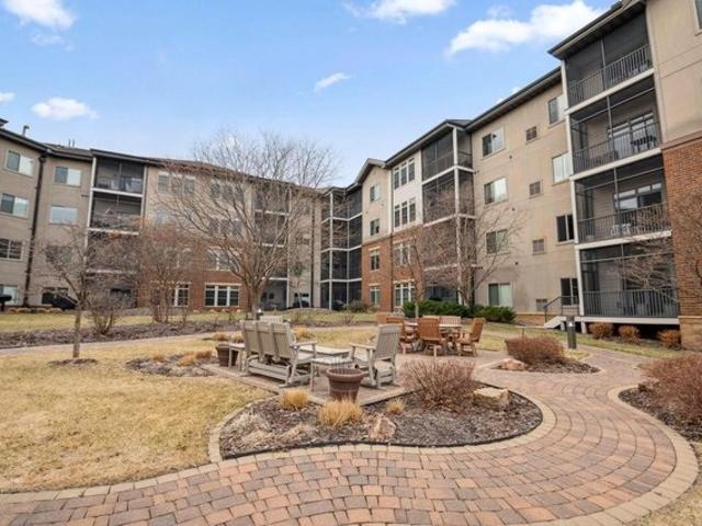 7100 Metro Blvd Unit 113, Edina, MN 55439