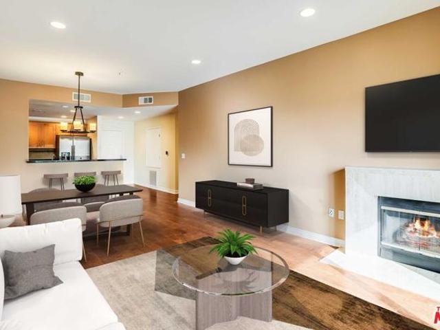 7100 Alvern St #411, Los Angeles, CA 90045
