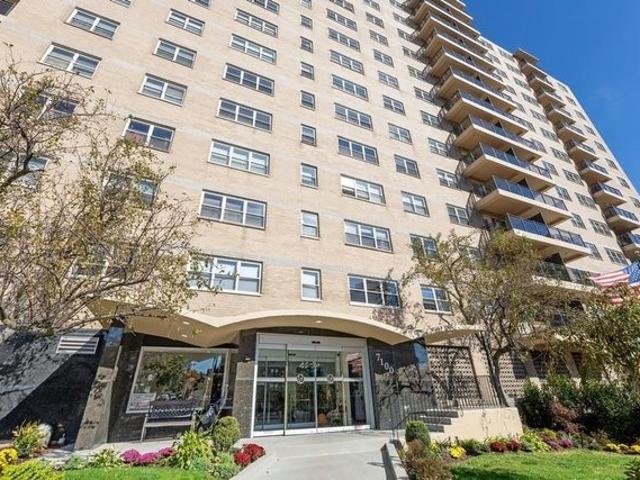 7100 Kennedy Blvd E Apt 10E, Guttenberg, NJ 07093