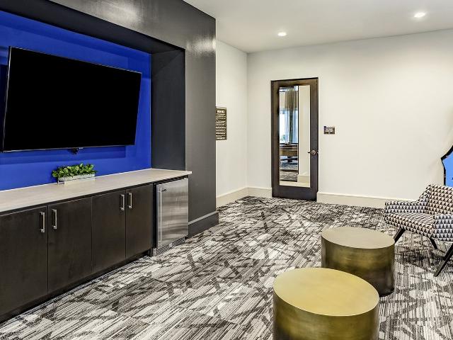 7100 Uvalde Road 7104