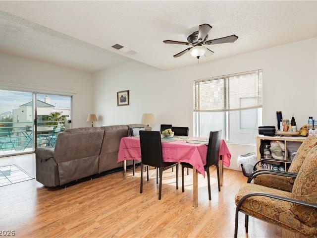 7100 W Pirates Cove Rd, Unit 2090, Las Vegas, NV 89145 | MLS #2754