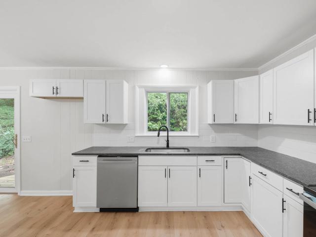 7101 Moreview Road