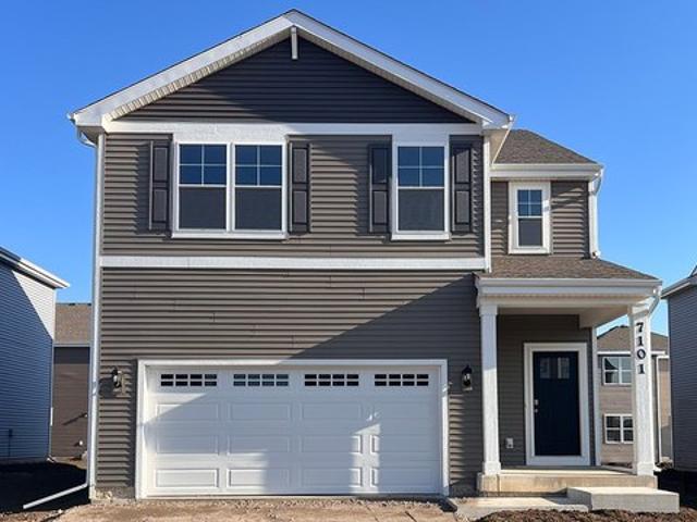 7101 Oakmont Rd, Mount Pleasant, WI 53403