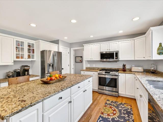 7101 Countrywood Lane