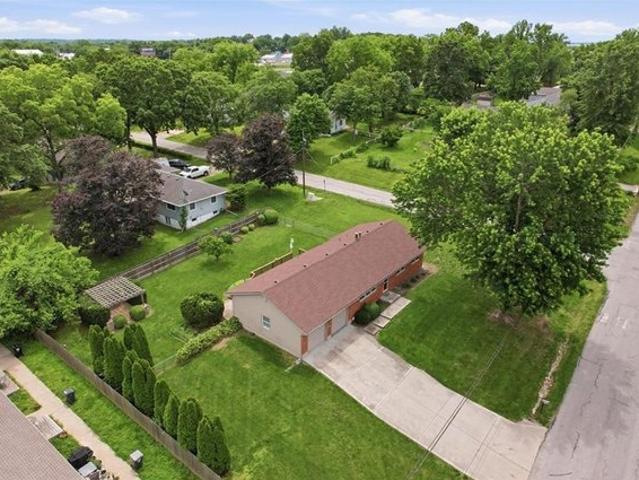 7101 Fulton Rd, Pleasant Valley, MO 64068